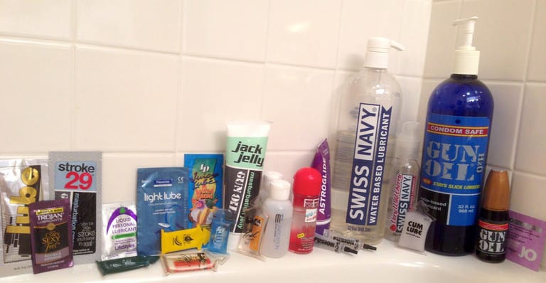 How To Use Personal Lubricant: The Proper Way To Use Lube